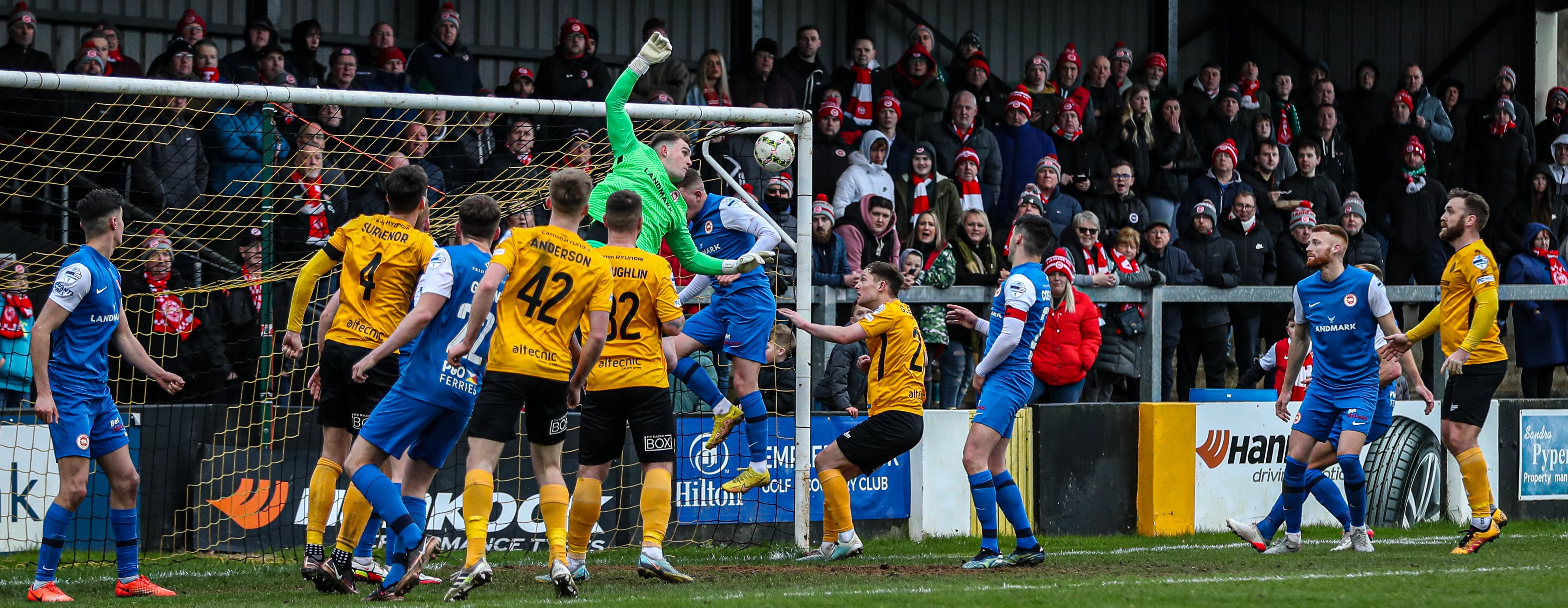 Carrick Rangers Football Club